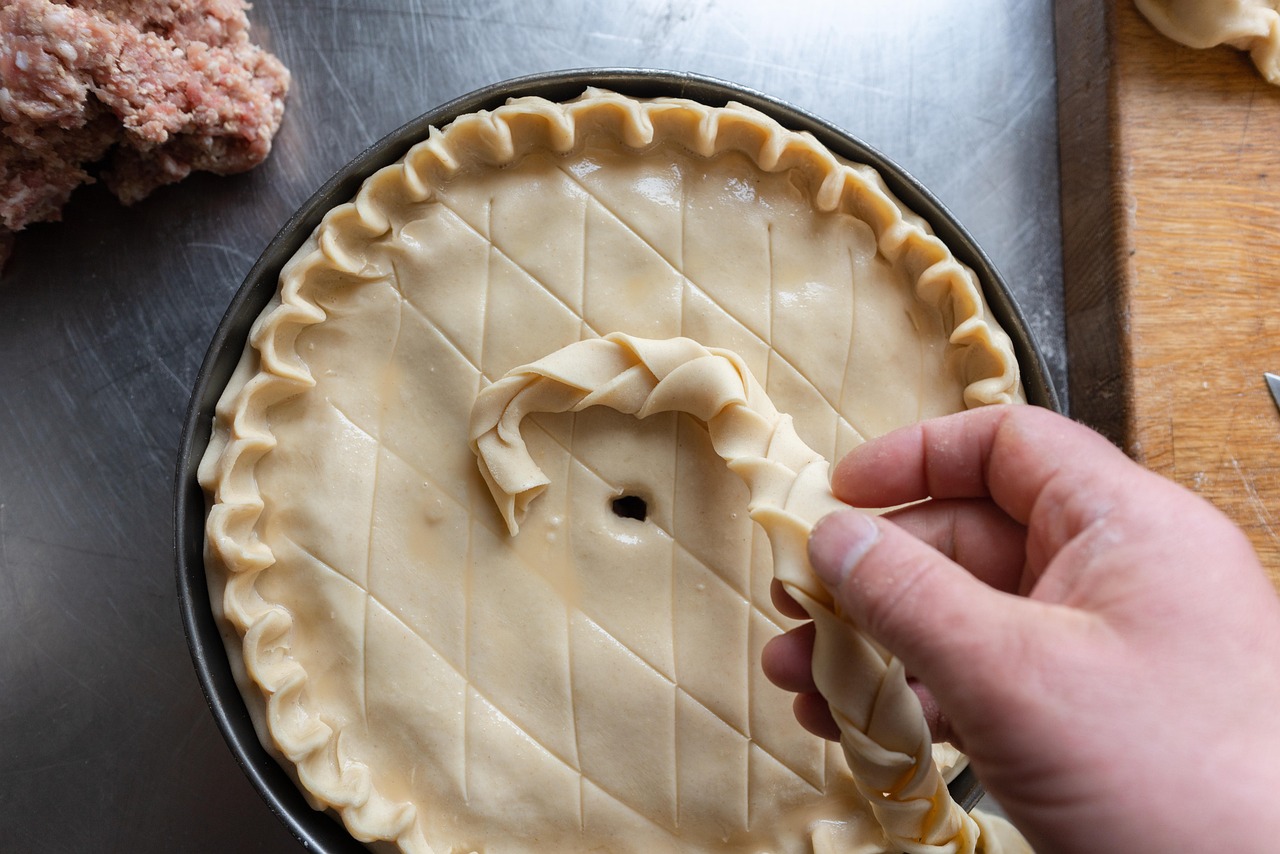 Back to Basics: The Old-Fashioned Lard Pie Crust You’ll Love - Pie ...